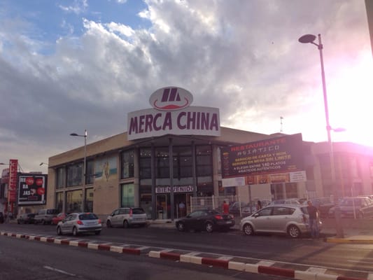 MERCA CHINA - Updated December 2024 - Calle Alcalde José Puertes ...