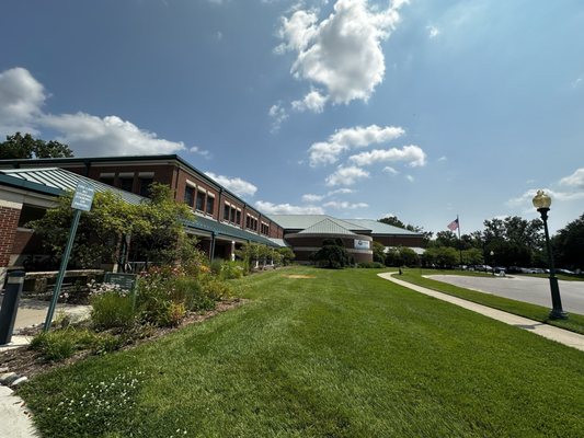 ROCHESTER HILLS PUBLIC LIBRARY - Updated December 2025 - 62 Photos & 28 ...