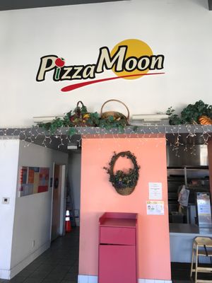 PIZZA MOON - Updated February 2025 - 45 Photos & 117 Reviews - 2619 S ...