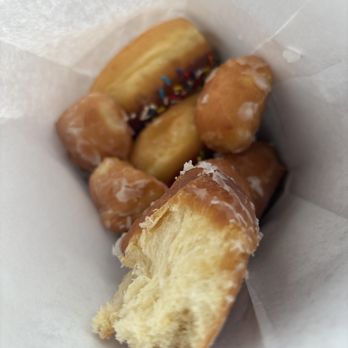 ATLANTA DONUTS - Updated December 2025 - 33 Photos & 41 Reviews - 394 ...