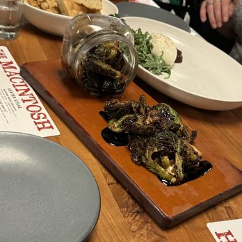 THE MACINTOSH - Updated November 2024 - 1134 Photos & 1242 Reviews ...