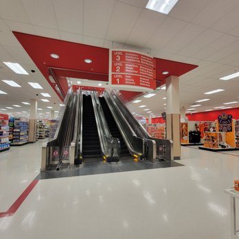 TARGET - Updated January 2026 - 397 Photos & 151 Reviews - 280 E Via ...