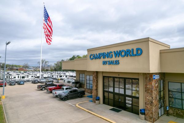 CAMPING WORLD RV SALES - Updated June 2025 - 70 Photos & 51 Reviews ...