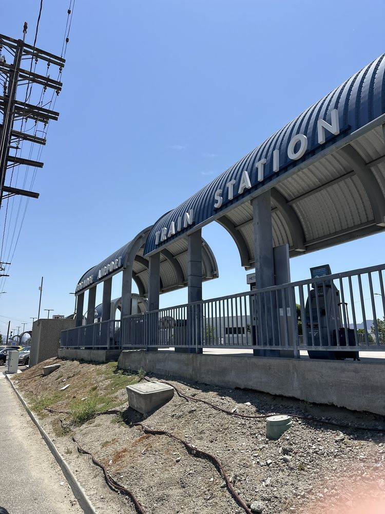 BURBANK AIRPORT - SOUTH VC LINE METROLINK STATION - Updated February ...