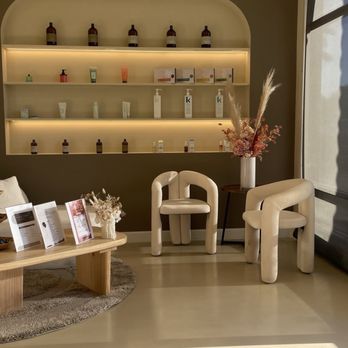 PURELUX SCALP SPA - Updated January 2025 - 89 Photos & 53 Reviews ...