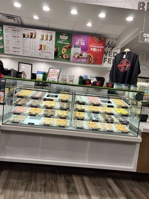 KRISPY KREME - Updated December 2025 - 10 Reviews - 1900 Shorrock St ...