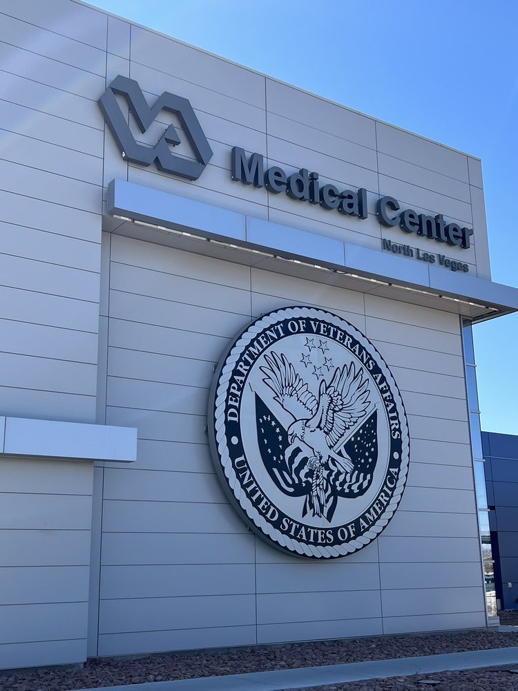 VA SOUTHERN NEVADA HEALTHCARE SYSTEM - 106 Photos & 88 Reviews - 6900 N ...