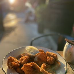 SQUARE PEG - Updated July 2025 - 231 Photos & 295 Reviews - 51 Miller ...