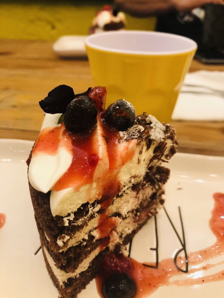 THE SMELLY CHEESECAKE CAFE - Cafes - 2-3 Albert Rd, Strathfield New ...