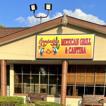 COMPADRES MEXICAN GRILL & BAR - Updated December 2025 - 2940 Parkman Rd ...