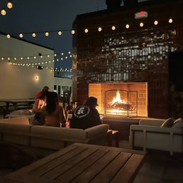 LITTLE WEST TAVERN - Updated September 2025 - 213 Photos & 114 Reviews ...