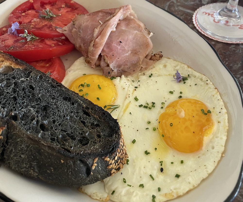 Photo of Bar Lou | Roadtrippers