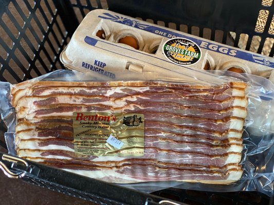 GROVES FARM MARKET - Updated October 2025 - 880 Swaims Rd, Hayesville ...