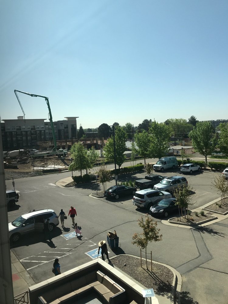 SPRINGHILL SUITES LOBBY - Updated October 2025 - 13400 E Colfax Ave ...