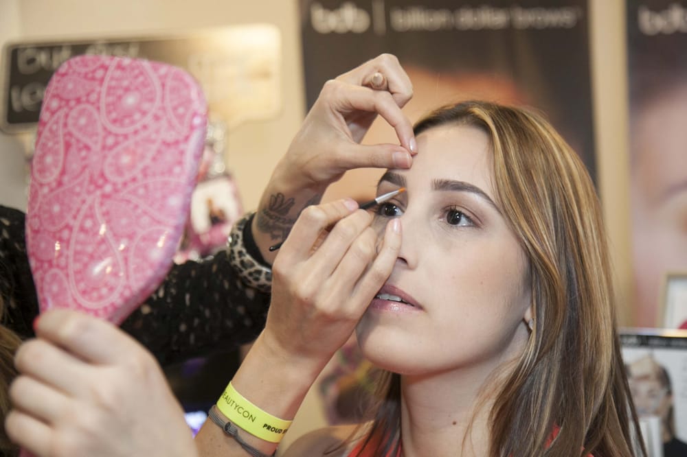 BILLION DOLLAR BROWS- BROW BOUTIQUE - 10 Photos - 15 Hammond, Irvine ...