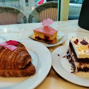 VERZENAY - Updated September 2024 - 256 Photos & 140 Reviews - 2507 N ...