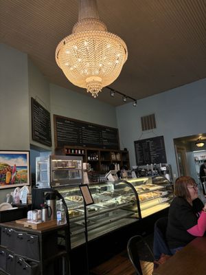 BANKSIA - Updated June 2026 - 125 Photos & 90 Reviews - 4800 Main St ...