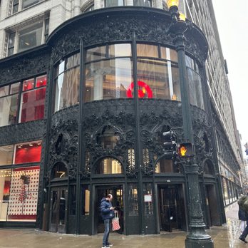 TARGET - Updated December 2025 - 268 Photos & 217 Reviews - 1 S State ...