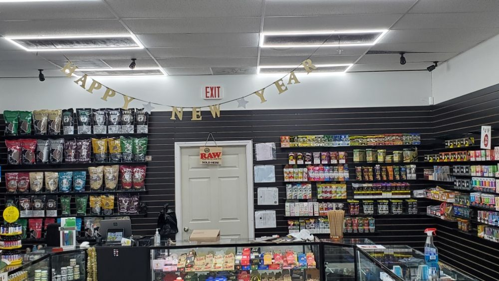 YOLO VAPES & TOBACCO - Updated December 2025 - 58 Photos - 12090 County ...