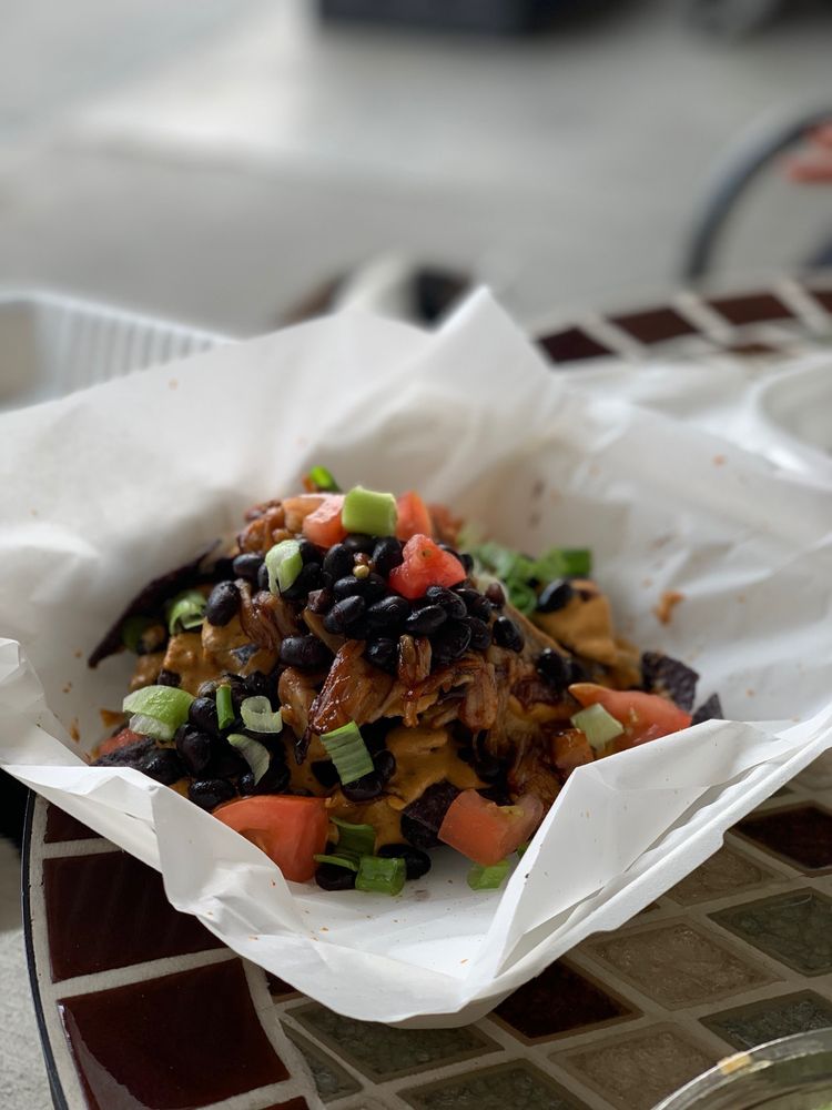 4 ROOTS JUICE BAR & CAFE - Updated December 2024 - 142 Photos & 114 ...