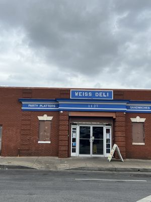 WEISS DELI - Updated December 2025 - 69 Photos & 67 Reviews - 1127 E ...