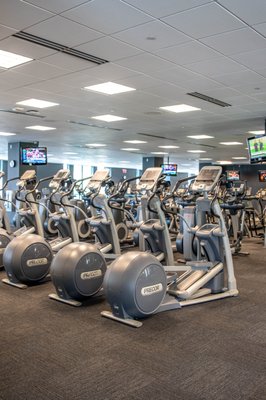 ASPIRIA FITNESS CENTER - Updated January 2026 - 18 Photos - 6400 Sprint ...