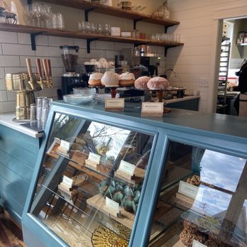 FINEST KIND - Updated July 2025 - 67 Photos & 22 Reviews - 17 Pepperell ...