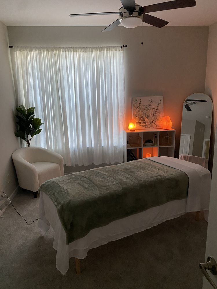 MASSAGE THERAPY BY ALAYNA PEREZ - 10 Photos - Williamsburg, Virginia ...
