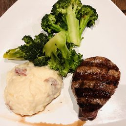 FLAMESTONE AMERICAN GRILL - Updated July 2025 - 740 Photos & 738 ...