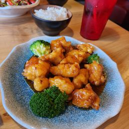 W & Z ASIAN BISTRO & SUSHI BAR - Updated February 2025 - 80 Photos & 72 ...