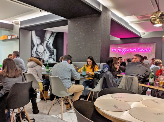 SEU PIZZA ILLUMINATI - 80 Photos & 15 Reviews - Via Angelo Bargoni 10 ...