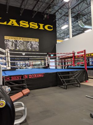 GOLD’S GYM - CALGARY - Updated January 2026 - 25 Reviews - 2638 Country ...