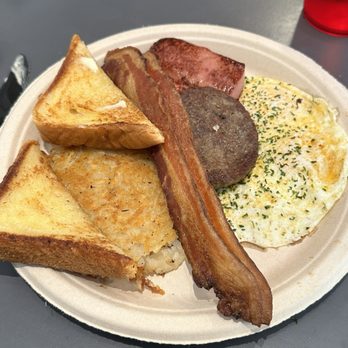 EGGXACTLY BREAKFAST & DELI - Updated January 2026 - 274 Photos & 203 ...