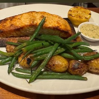 SEASONS 52 - Updated December 2025 - 1268 Photos & 821 Reviews - 2300 ...