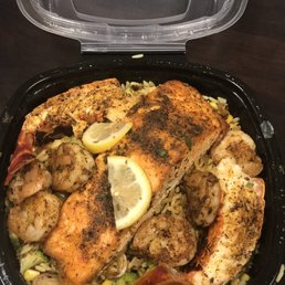 FRESH TREATS GOURMET BISTRO - Updated October 2025 - 224 Reviews & 142 ...