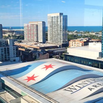 VU ROOFTOP - Updated December 2025 - 499 Photos & 381 Reviews - 133 W ...