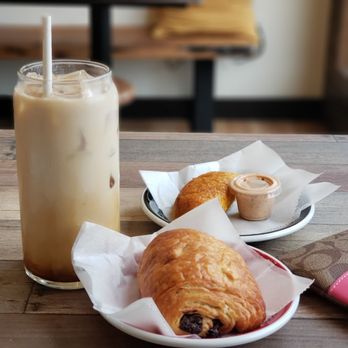 ROOSTERS COFFEEHOUSE - Updated September 2024 - 118 Photos & 47 Reviews ...