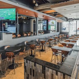 TOM’S WATCH BAR - Updated July 2025 - 122 Photos & 124 Reviews - 1250 ...