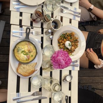 ODDFELLOWS CAFE & BAR - Updated October 2024 - 1722 Photos & 1532 ...