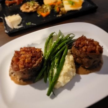 THREE ROSES TAVERN - Updated August 2024 - 36 Photos & 35 Reviews - 105 ...