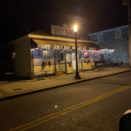 CRAZY BURGER CAFE & JUICE BAR - Updated January 2025 - 525 Photos & 815 ...