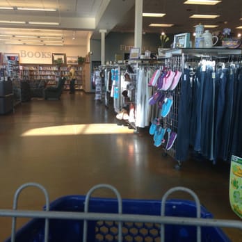 SOUTHERN OREGON GOODWILL - Updated July 2025 - 12 Reviews - 8080 Hwy 62 ...
