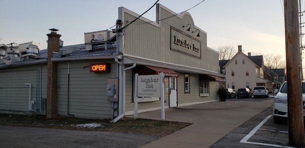 LUMBER INN - Updated December 2024 - 128 Photos & 228 Reviews - 617 ...