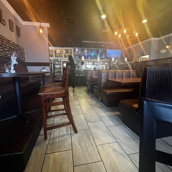 KALALOU CARIBBEAN BAR AND GRILL - Updated August 2024 - 198 Photos ...