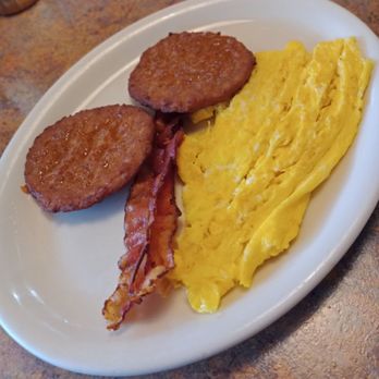 MIKE’S DINER - Updated June 2025 - 42 Photos & 46 Reviews - 3767 Carman ...