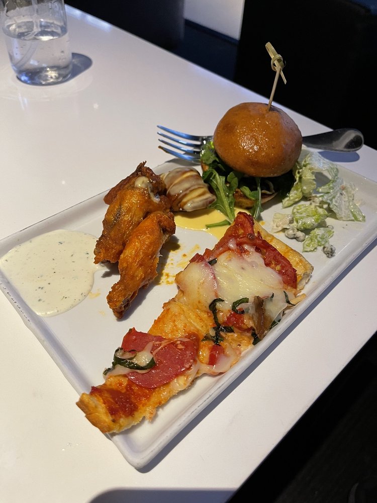 BOL - Updated October 2025 - 117 Photos & 210 Reviews - 141 E Meadow Dr ...