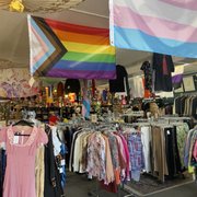 TOP DRAWER - 42 Photos & 83 Reviews - Thrift Stores - 4902 Burnet Rd ...