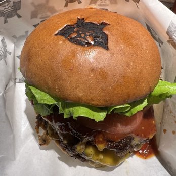 SHOGUN BURGER SHINJYUKU - Updated April 2024 - 73 Photos & 24 Reviews ...