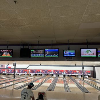 BANDERA BOWLING CENTER - Updated November 2025 - 98 Photos & 113 ...
