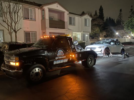 COLD HEARTED TOWING & RECOVERY - Updated January 2026 - 12 Photos & 12 ...